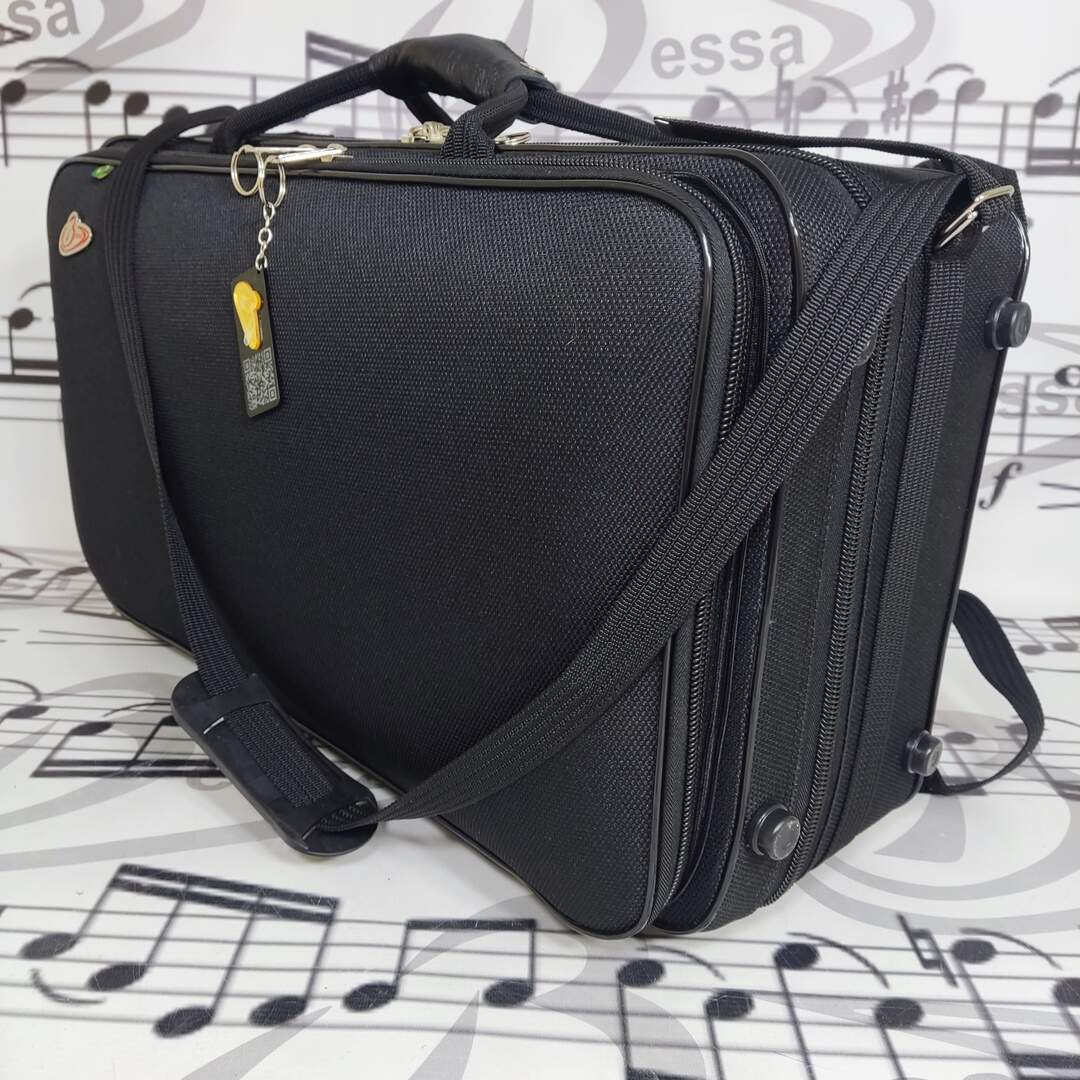 (0251) Case para Dois Trompetes e Flugelhorn Nylon preto. - Bessa ...