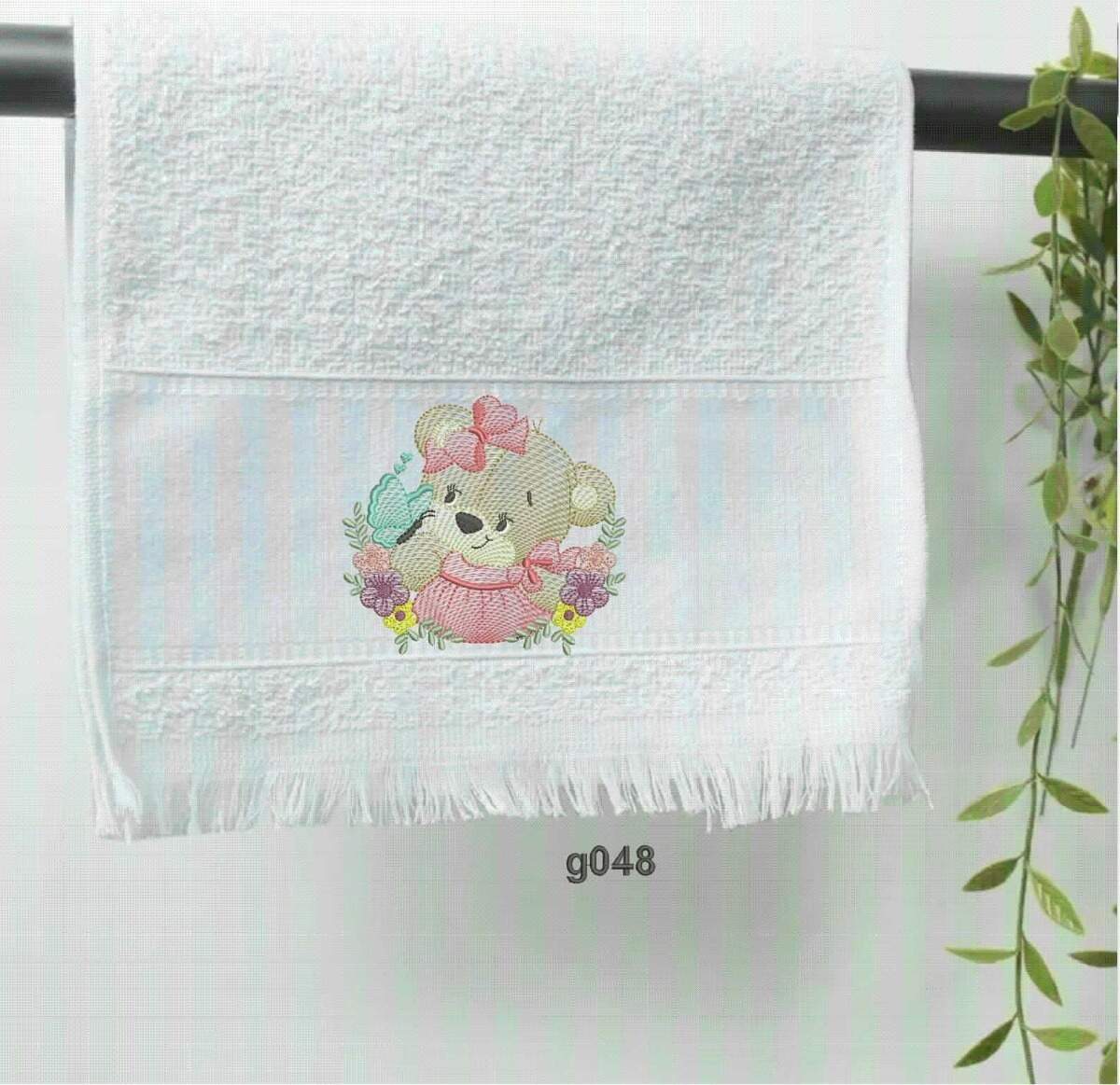 Matriz Bordado Gráfico Ponto Rippled Ursa Borboleta G048